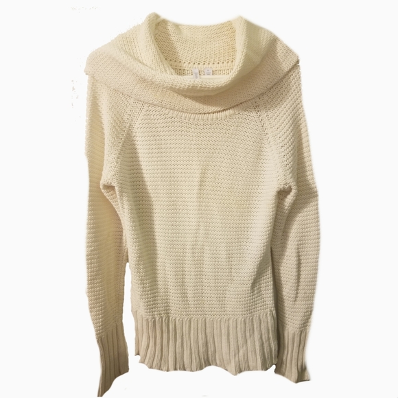 Relativity | Sweaters | Relativity Cowl Neck Longsleeve Turtleneck ...